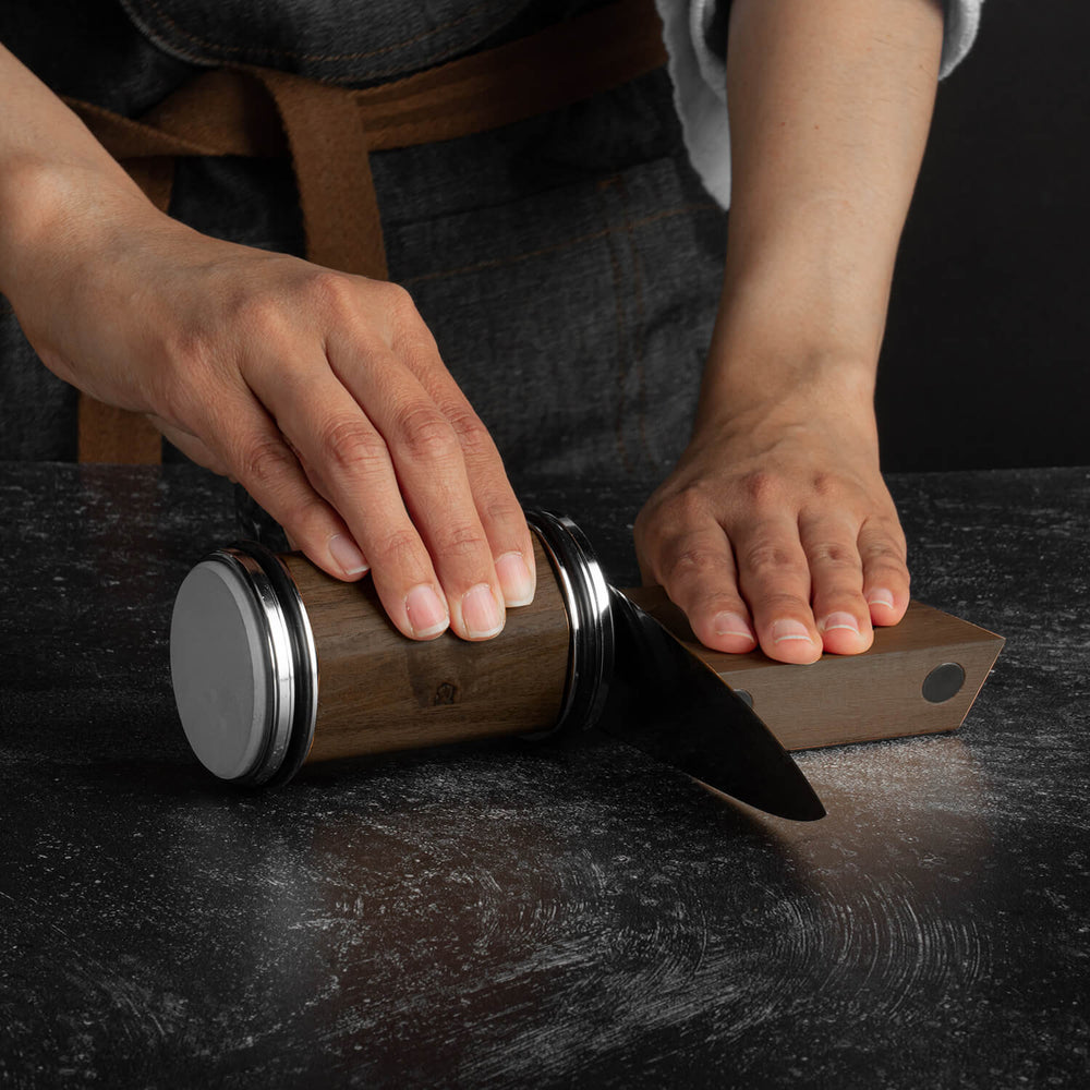 Rolling Knife Sharpener with Magnetic Base — Sharpens at 4 Angles from
