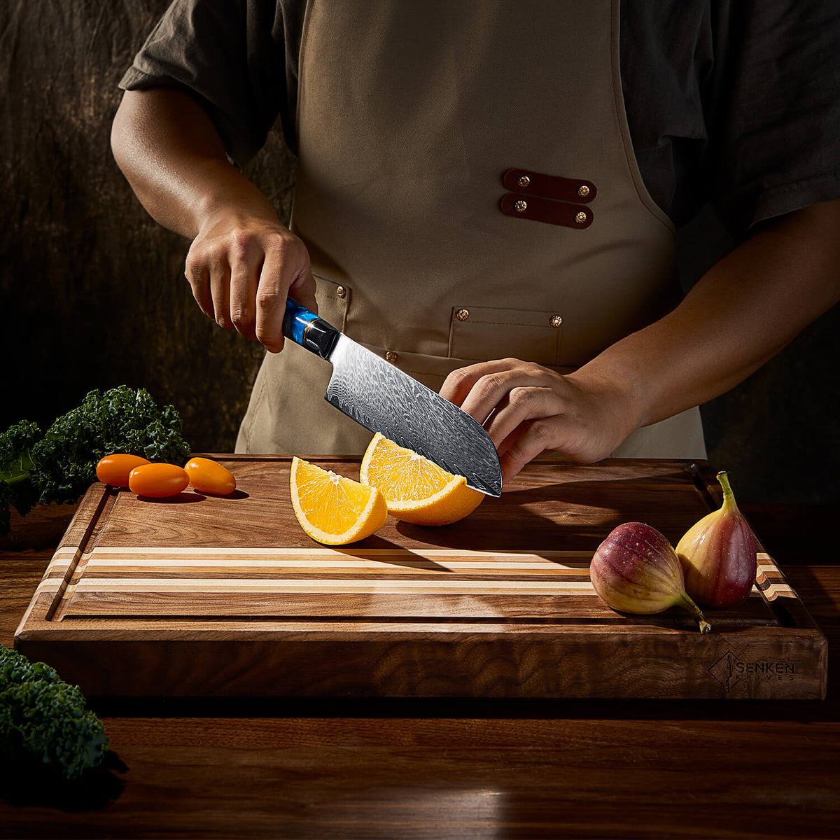 Tsunami 7" Santoku Knife — Japanese VG10 Damascus Steel with Blue Resi